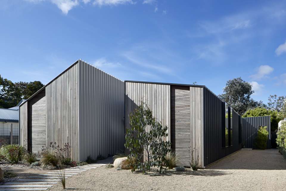 Seawind | Description | Index